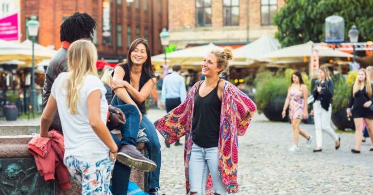 How to Say Hi in Danish: An Insight into Danish Greetings