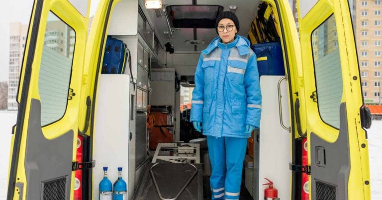 Ambulance Delays Leave Rural Danes at Risk