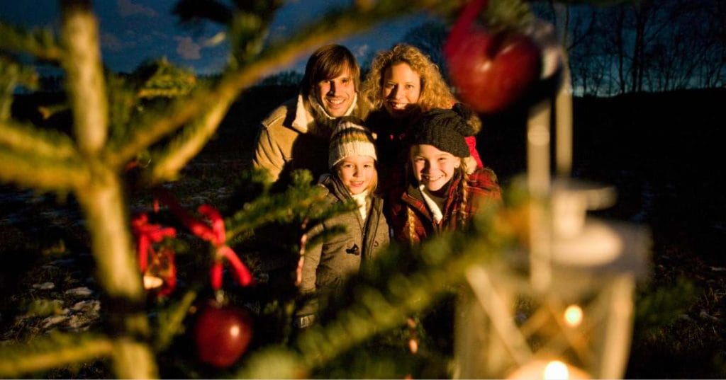 She Was Alone—Until A Stranger Saved Christmas